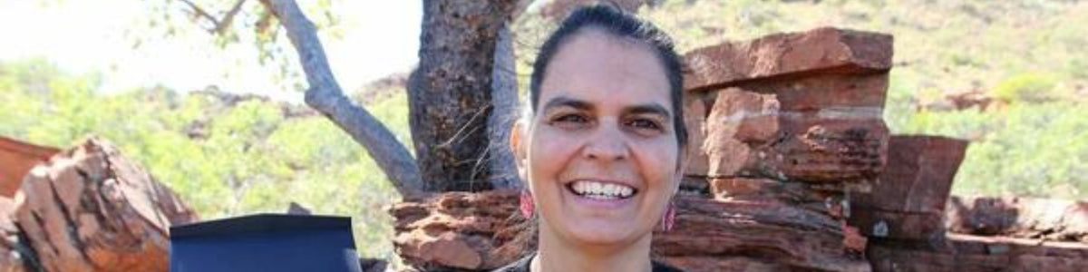 Jaru Girl – The Social Studio